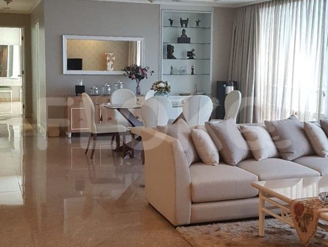 Sewa Tipe 3 Kamar Tidur di Lantai 15 Apartemen Ascott: Flokq